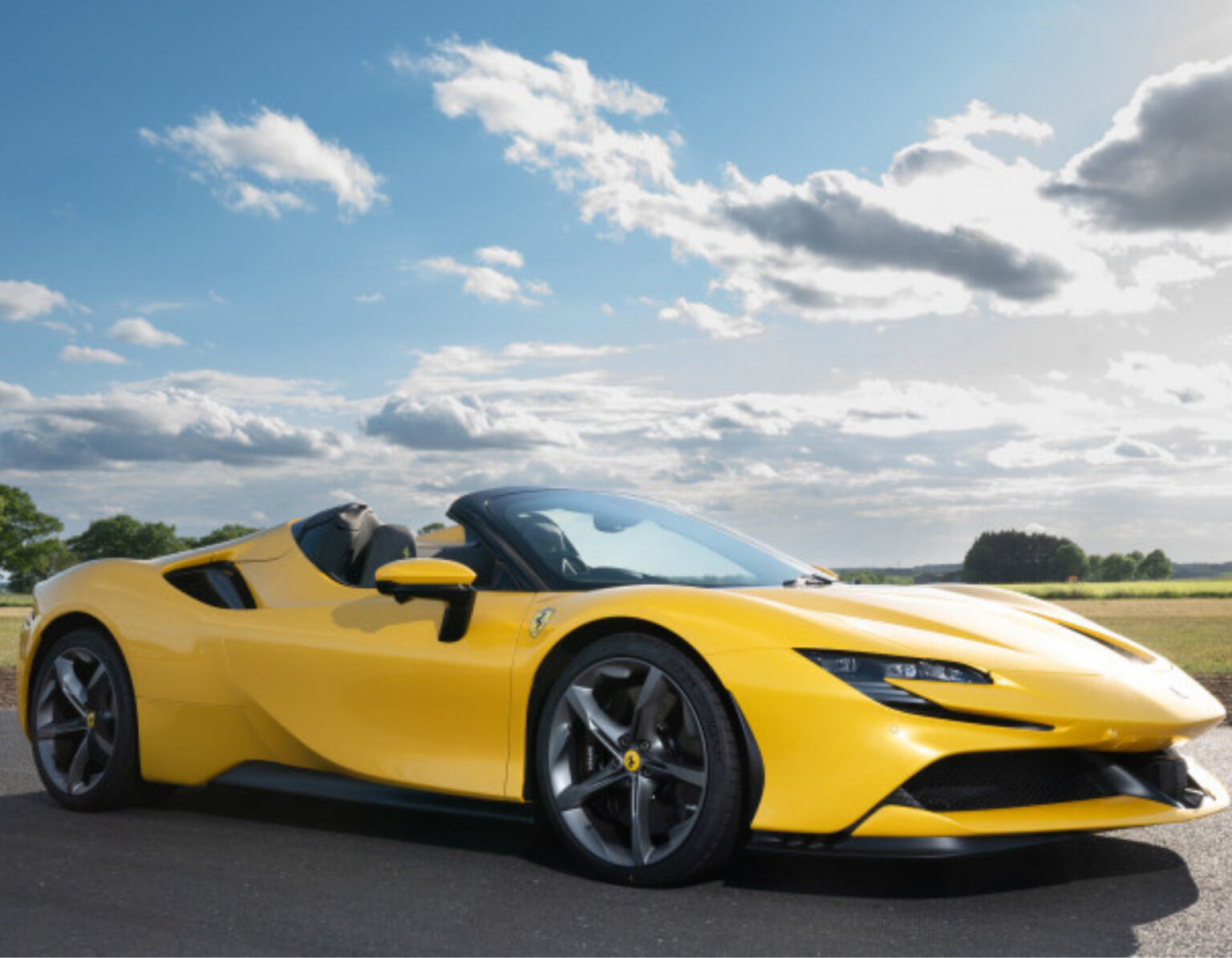 Ferrari SF90 Spider (2020) : La version cabriolet de la Stradale